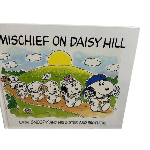 Peanuts | Other | Peanuts Snoopy Mischief On Daisy Hill Book Vintage ...